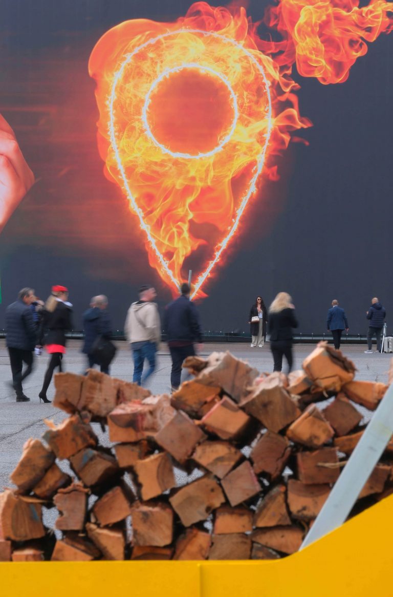 Progetto Fuoco 2026 : l'intelligence du feu, entre brasier ancestral et ...